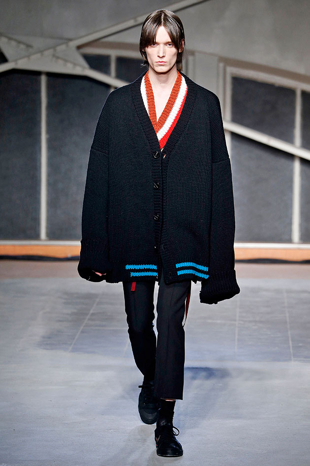 Raf Simons outono-inverno 2016/17 | Lilian Pacce