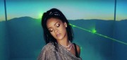 Rihanna está no novo clipe do Calvin Harris, vem ver o que ela usa ...