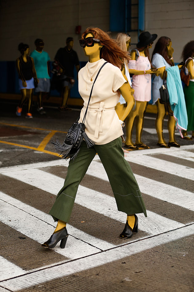 “Equals”: o streetstyle de Leo Faria em exposição | Lilian Pacce