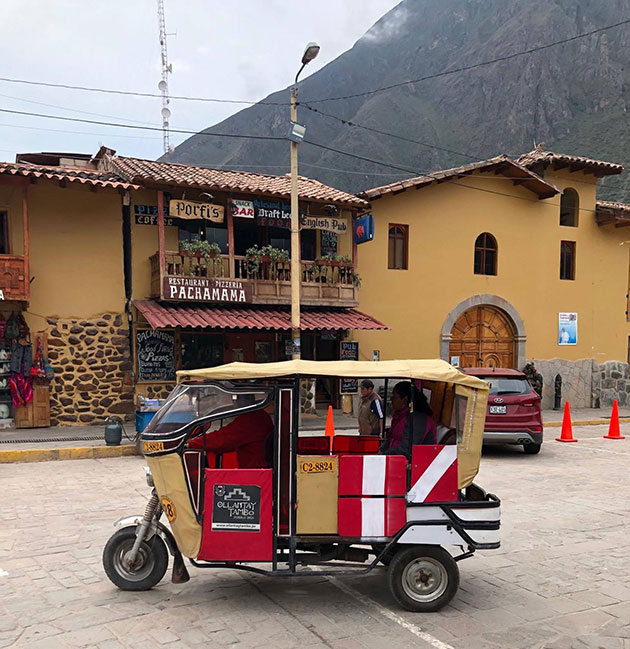 Taxi cholo: mash-up pós-moderno! - Lilian Pacce