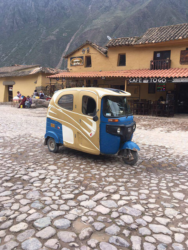 Taxi cholo: mash-up pós-moderno! - Lilian Pacce