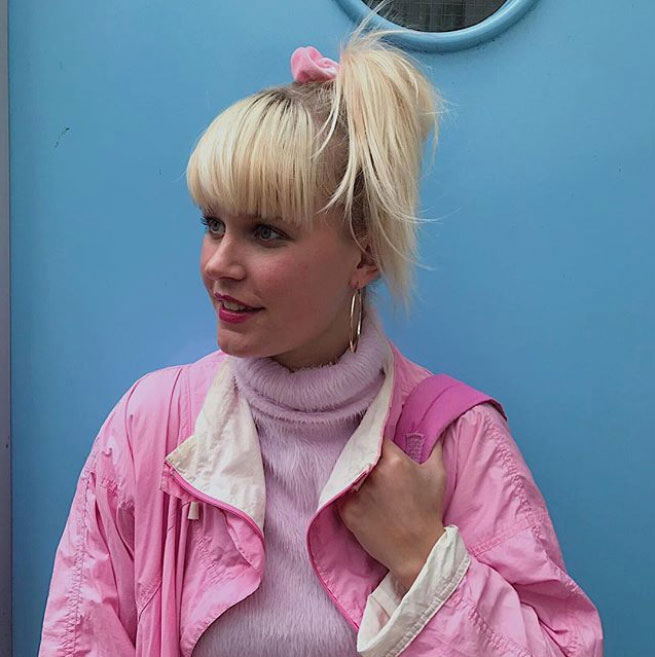 Os looks da “Xuxa holandesa” que arrasa no Instagram | Lilian Pacce