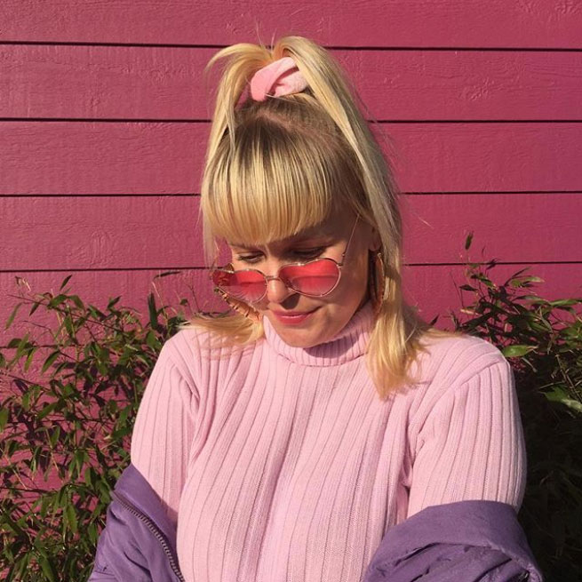 Os looks da “Xuxa holandesa” que arrasa no Instagram | Lilian Pacce