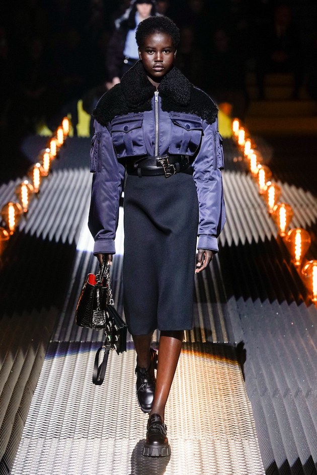 A passarela sci-fi de Miuccia Prada | Lilian Pacce