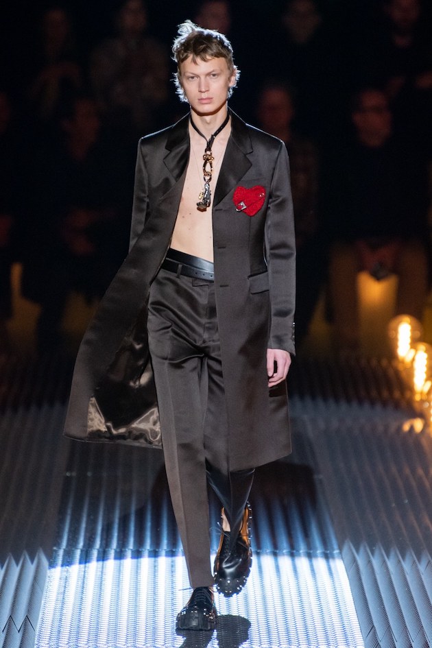 A passarela sci-fi de Miuccia Prada | Lilian Pacce