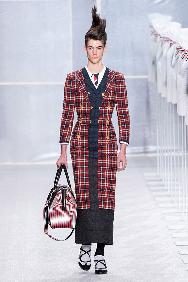 Thom Browne reutiliza materiais em seu desfile outono-inverno 2019/20 ...