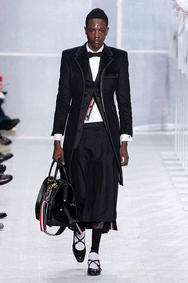 Thom Browne reutiliza materiais em seu desfile outono-inverno 2019/20 ...
