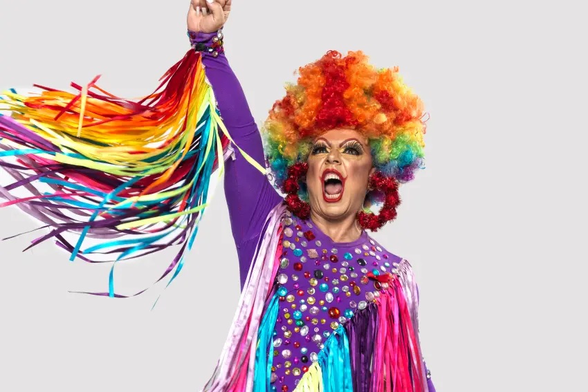 Homenagem às drags da cena paulistana!